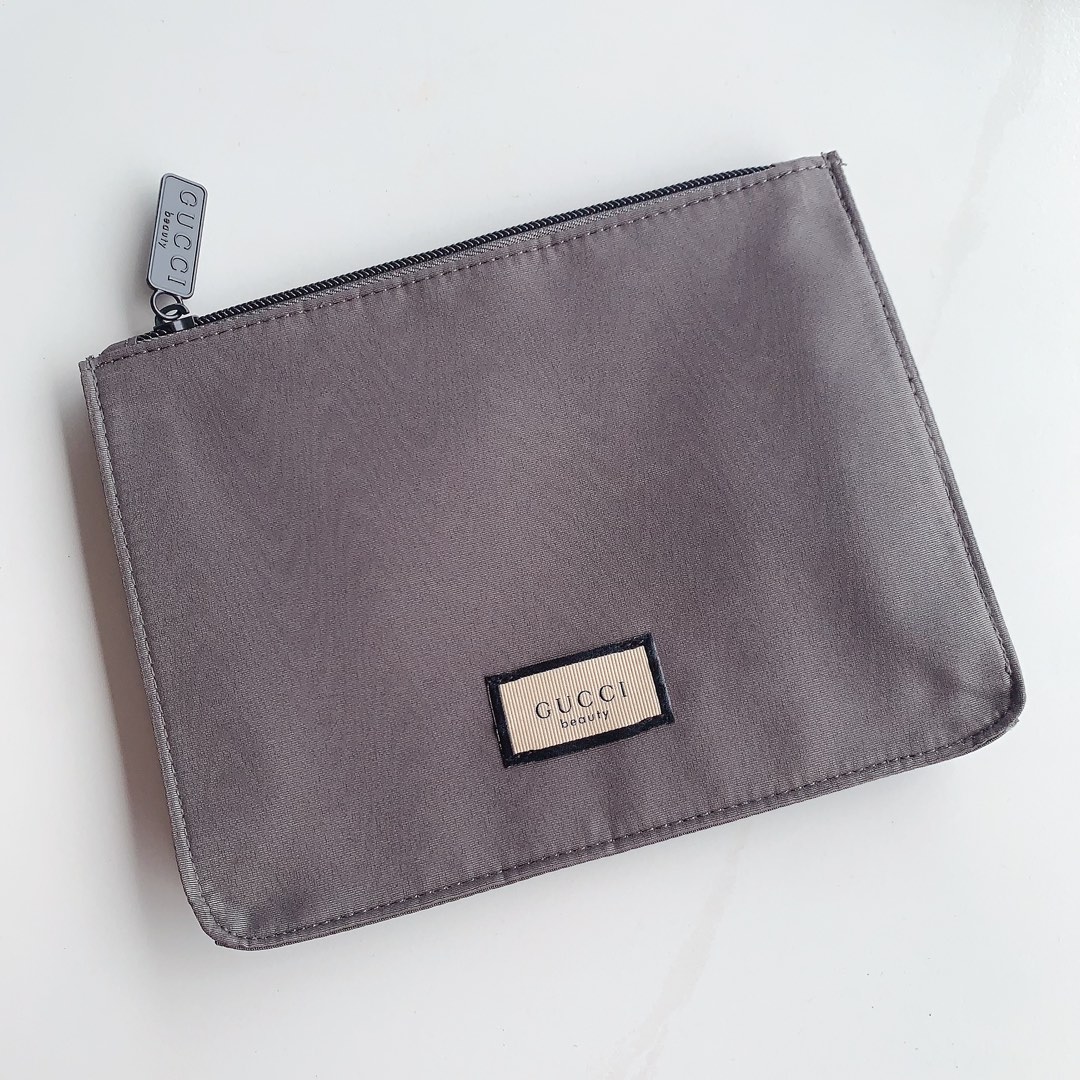 Gucci pouch/travel bag gray color, Women's Fashion, Bags & Wallets ...