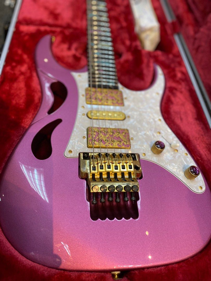 Ibanez Pia pink, Hobbies & Toys, Music & Media, Musical Instruments on ...