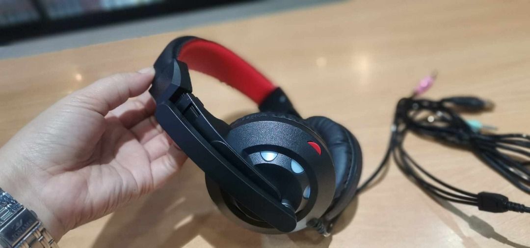 INPLAY S300 HEADSET RGB Lights /BLACK, Audio, Headphones & Headsets on ...