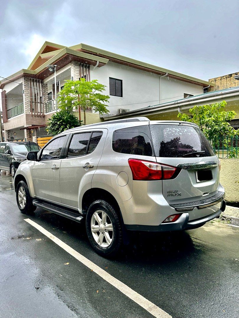 isuzu Mux Lsa 4x2 Top of the line Fresh 250k allin down payment Auto ...