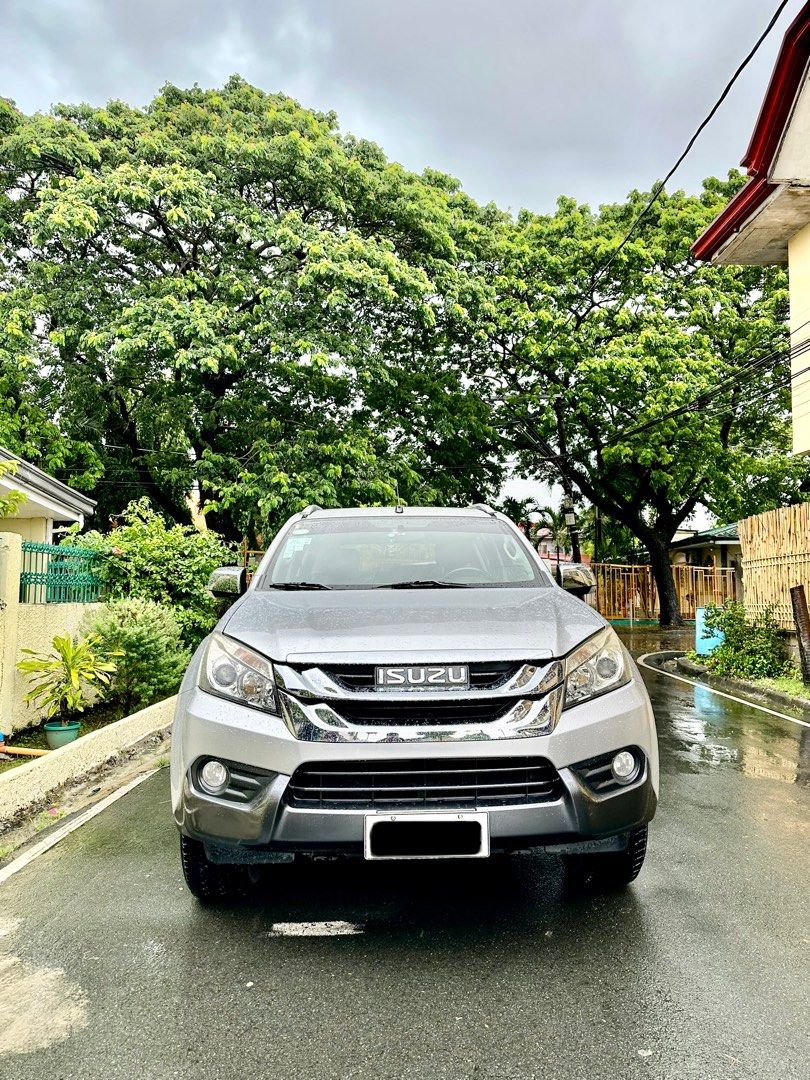 isuzu Mux Lsa 4x2 Top of the line Fresh 250k allin down payment Auto ...