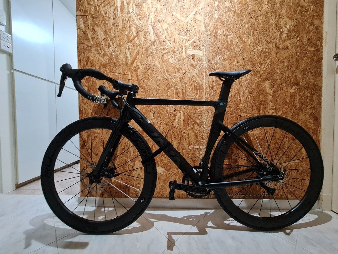 JAVA SILURO 3 with carbon wheel set profile 50mm, Sports Equipment ...