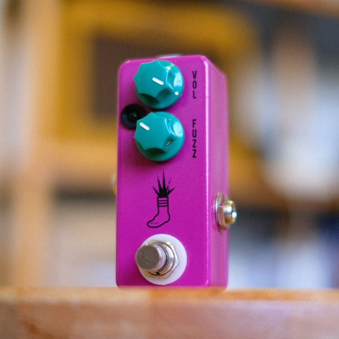 JHS Mini Foot Fuzz (V1) Pedal, Hobbies & Toys, Music & Media, Music ...