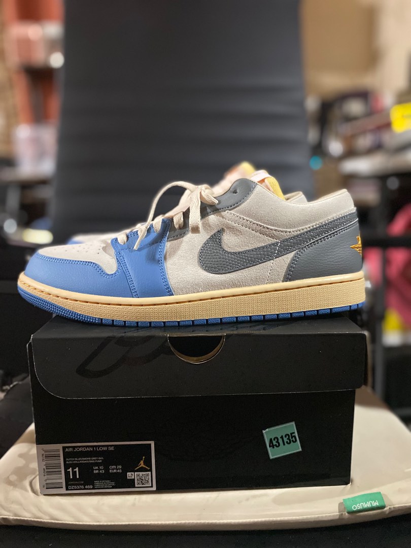 Jordan 1 low tokyo, Men's Fashion, Footwear, Sneakers on Carousell