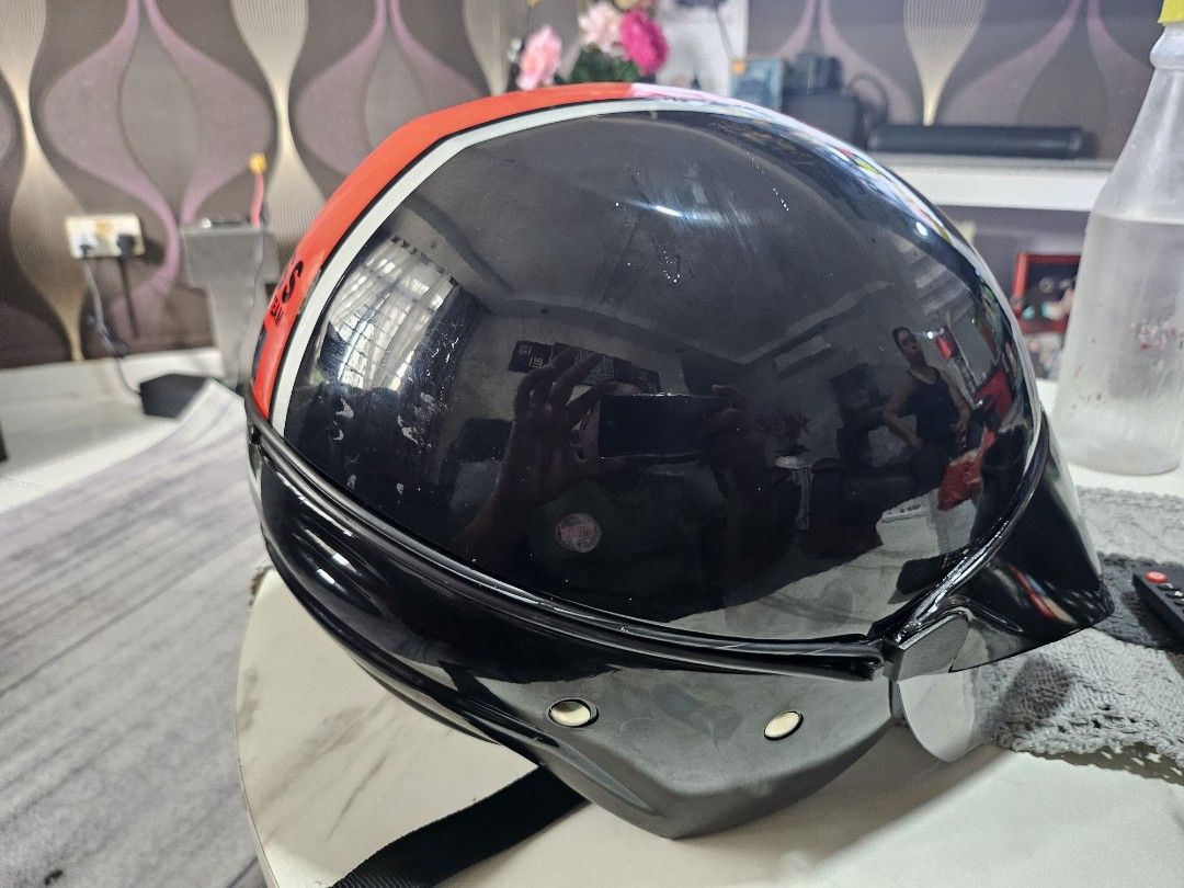 Kiss half cap helmet, Motorcycles, Motorcycle Accessories on Carousell