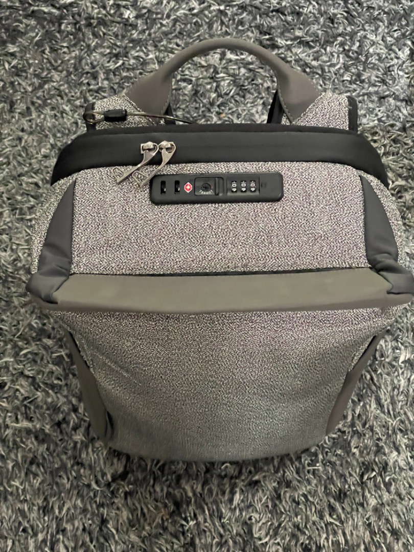 Korin Snapack - Like Pacsafe with a TSA lock - The most secure backpack ...