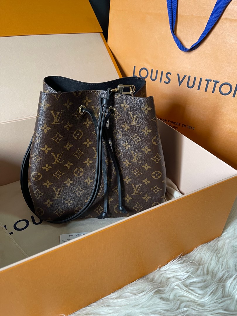 Louis Vuitton Neo Noe, Luxury, Bags & Wallets on Carousell