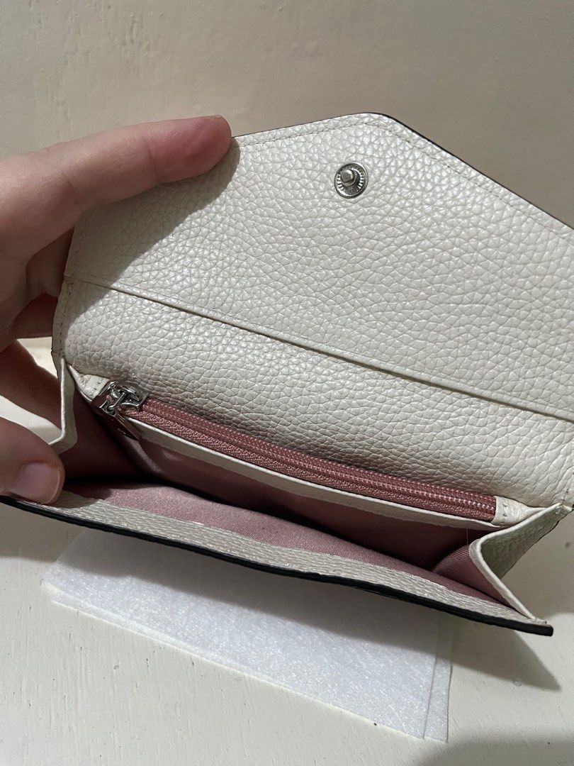 Lovcat Slim Bifold Wallet, Luxury, Bags & Wallets on Carousell