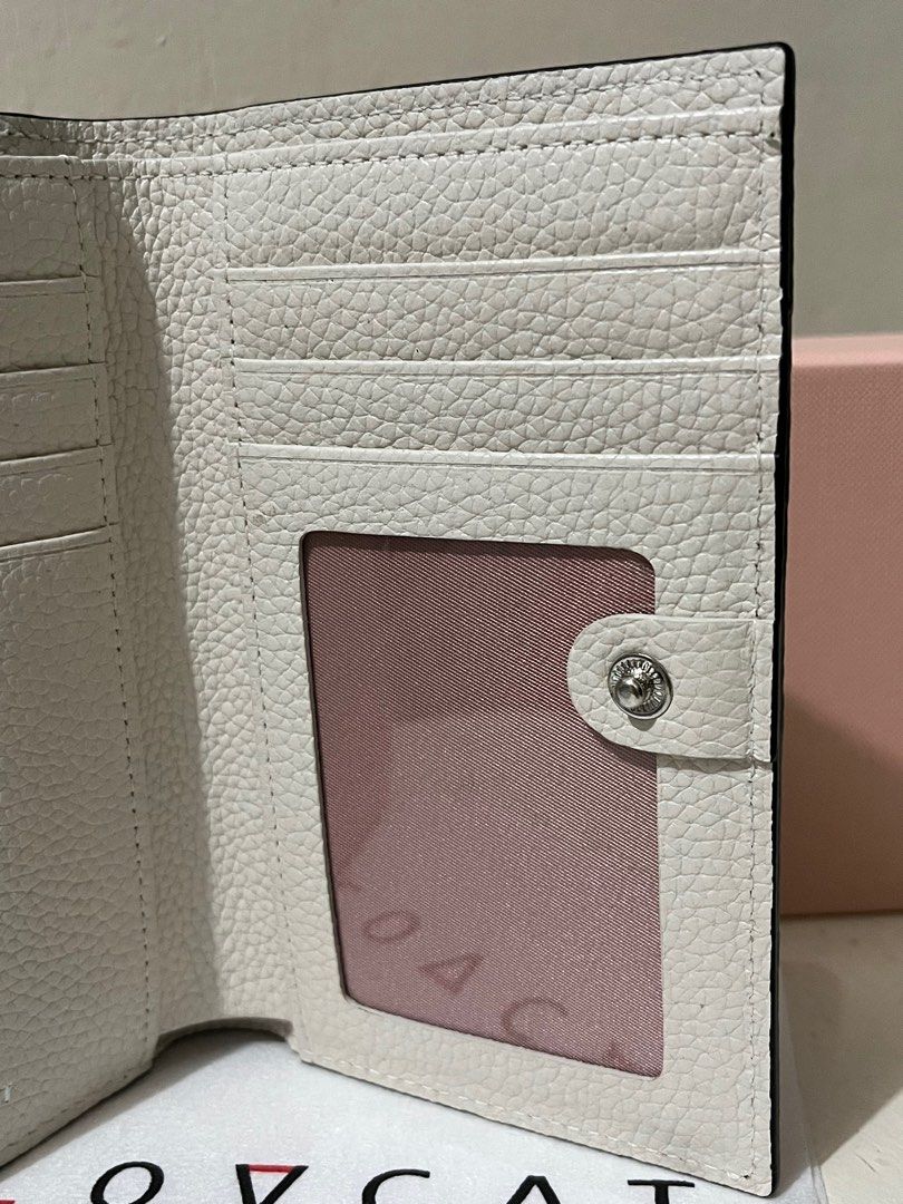 Lovcat Slim Bifold Wallet, Luxury, Bags & Wallets on Carousell