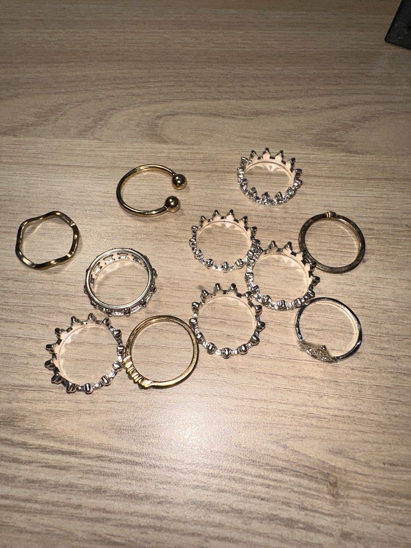 Lovisa rings, Women's Fashion, Jewelry & Organisers, Rings on Carousell