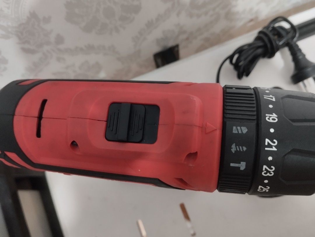 Mako Cordless drill with free grass cutter, Commercial & Industrial ...