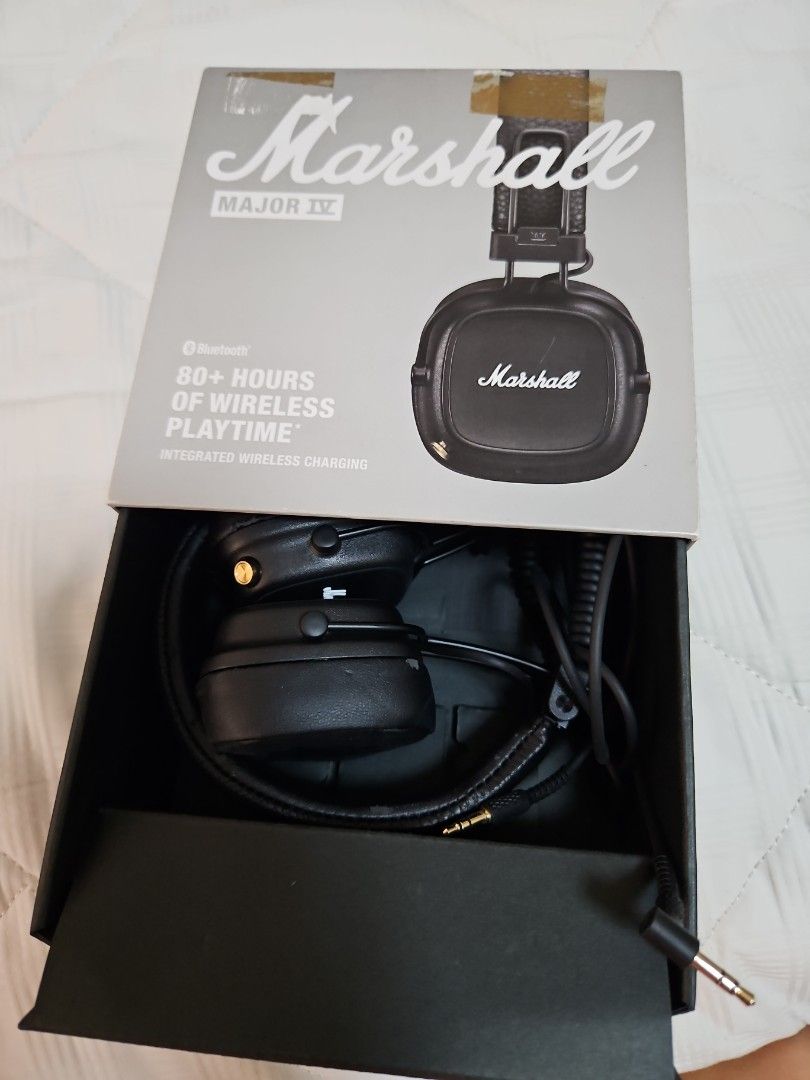 Marshall headset, Audio, Headphones & Headsets on Carousell