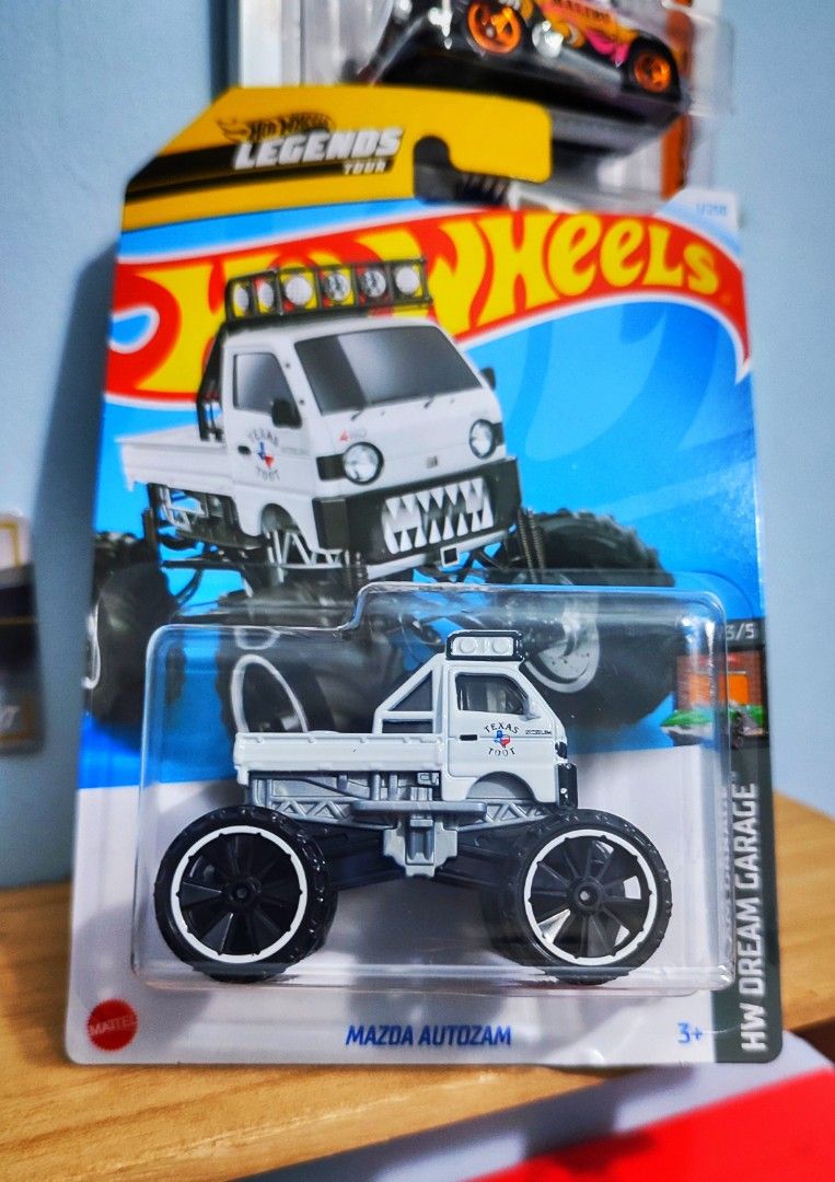Mazda Autozam Hot Wheels Legends, Hobbies & Toys, Toys & Games on Carousell