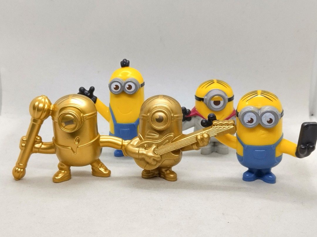 McDonald's - Despicable Me - Minions - Gold Minions, Hobbies & Toys ...