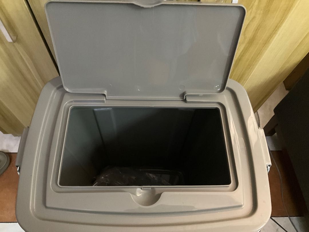 Megabox Utility Container/ Waste Bin 38 li, Furniture & Home Living ...