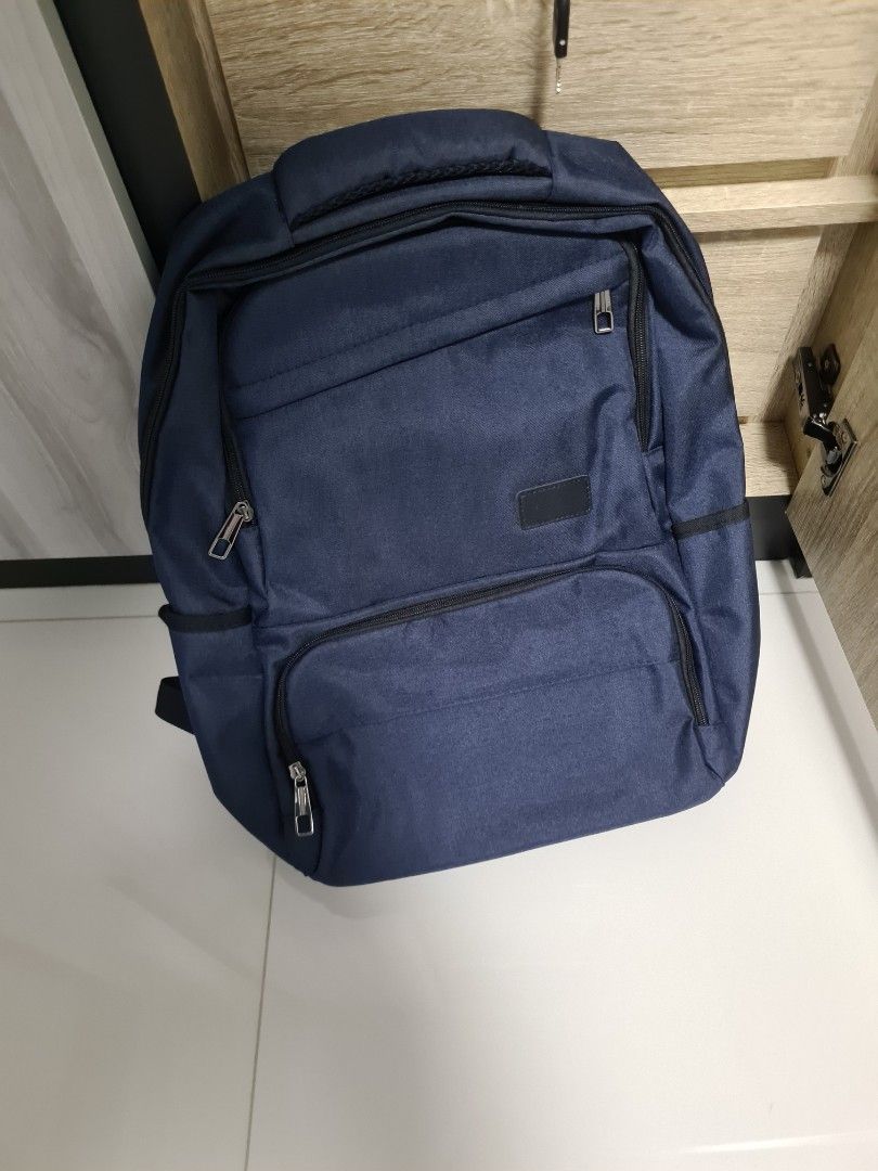 Navy blue backpack, Men's Fashion, Bags, Backpacks on Carousell