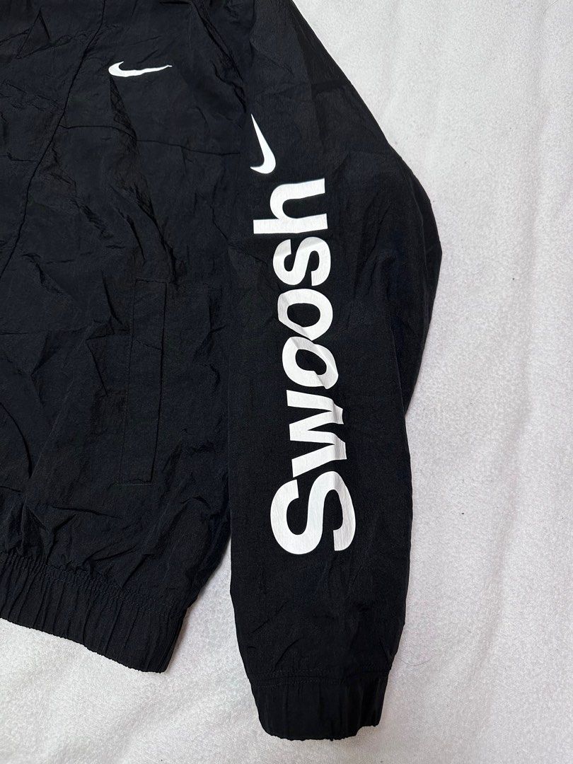 NIKE | Alphabet Logo Printing Windbreaker, Men's Fashion, Coats ...