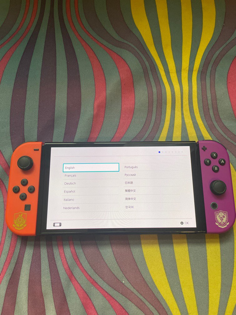 Nintendo Switch OLED Pokémon scarlet and violet edition, Video Gaming ...