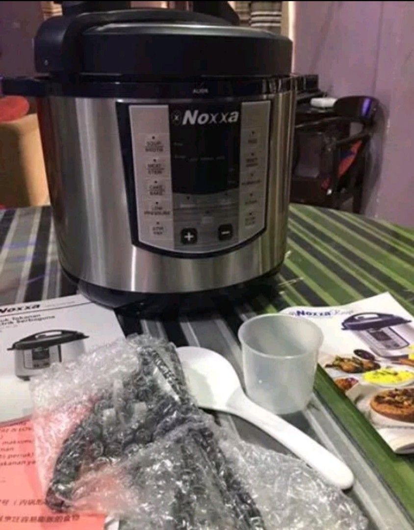 Noxxa pressure cooker, TV & Home Appliances, Kitchen Appliances ...