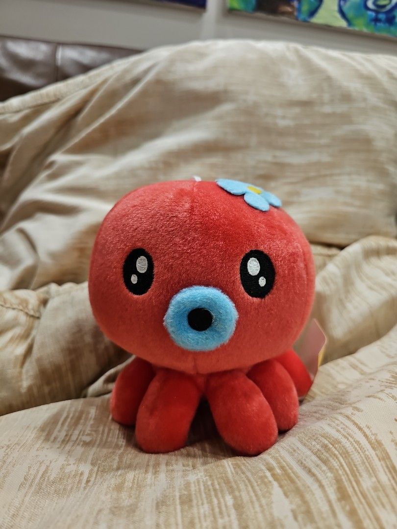 Octopus plush toy, Hobbies & Toys, Toys & Games on Carousell