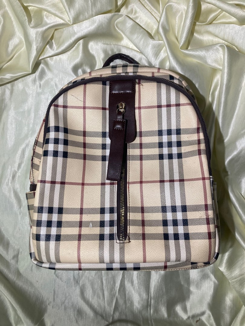 Original HOW.R.U backpack, Women's Fashion, Bags & Wallets, Backpacks ...