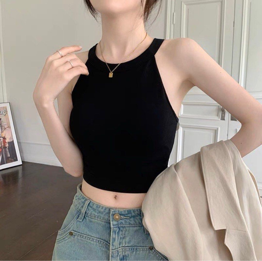 [PO] *PADDED* Halter Top, Women's Fashion, Tops, Sleeveless on Carousell