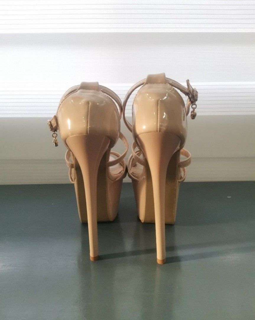 7 INCHES PAGEANT HEELS VENUS, Women's Fashion, Footwear, Heels on Carousell