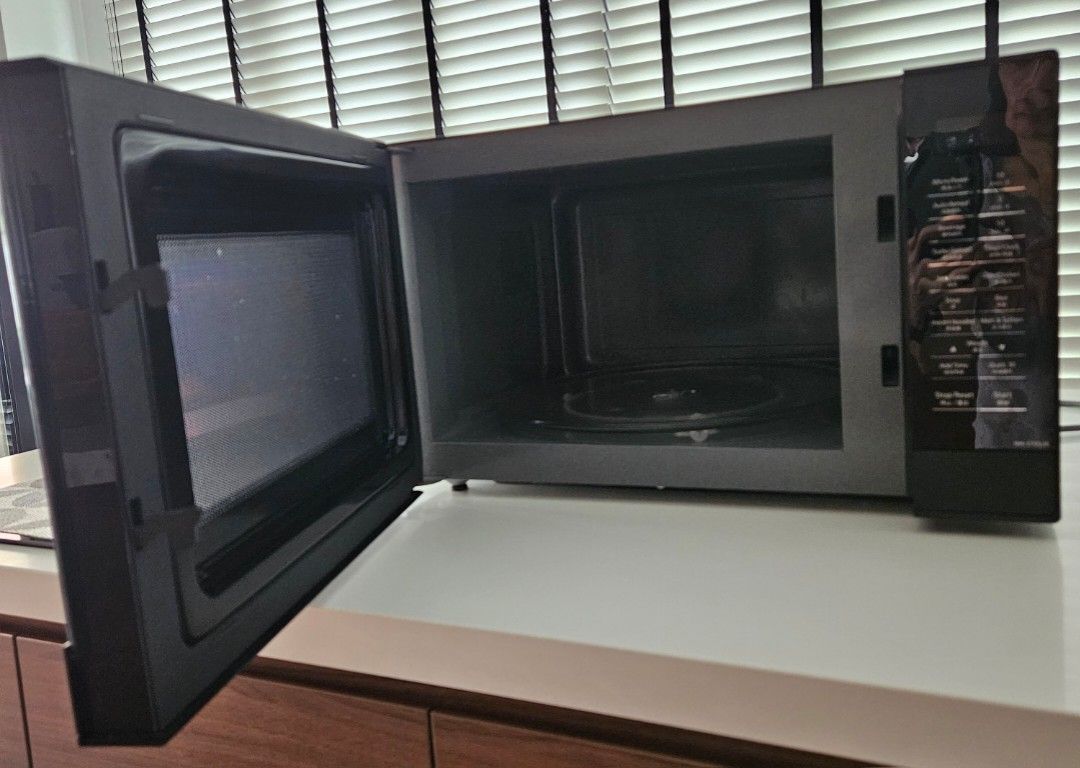 Panasonic microwave oven, TV & Home Appliances, Electrical, Adaptors ...