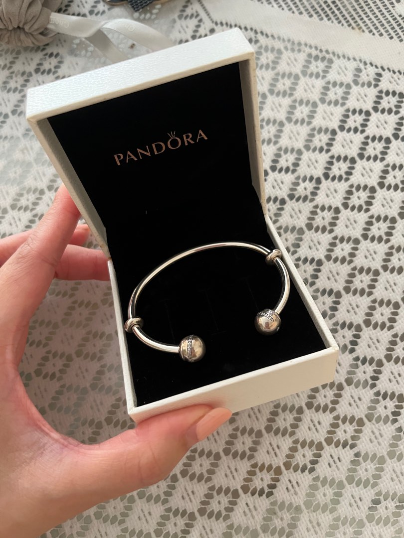Pandora Bangle, Women's Fashion, Jewelry & Organisers, Bracelets on ...