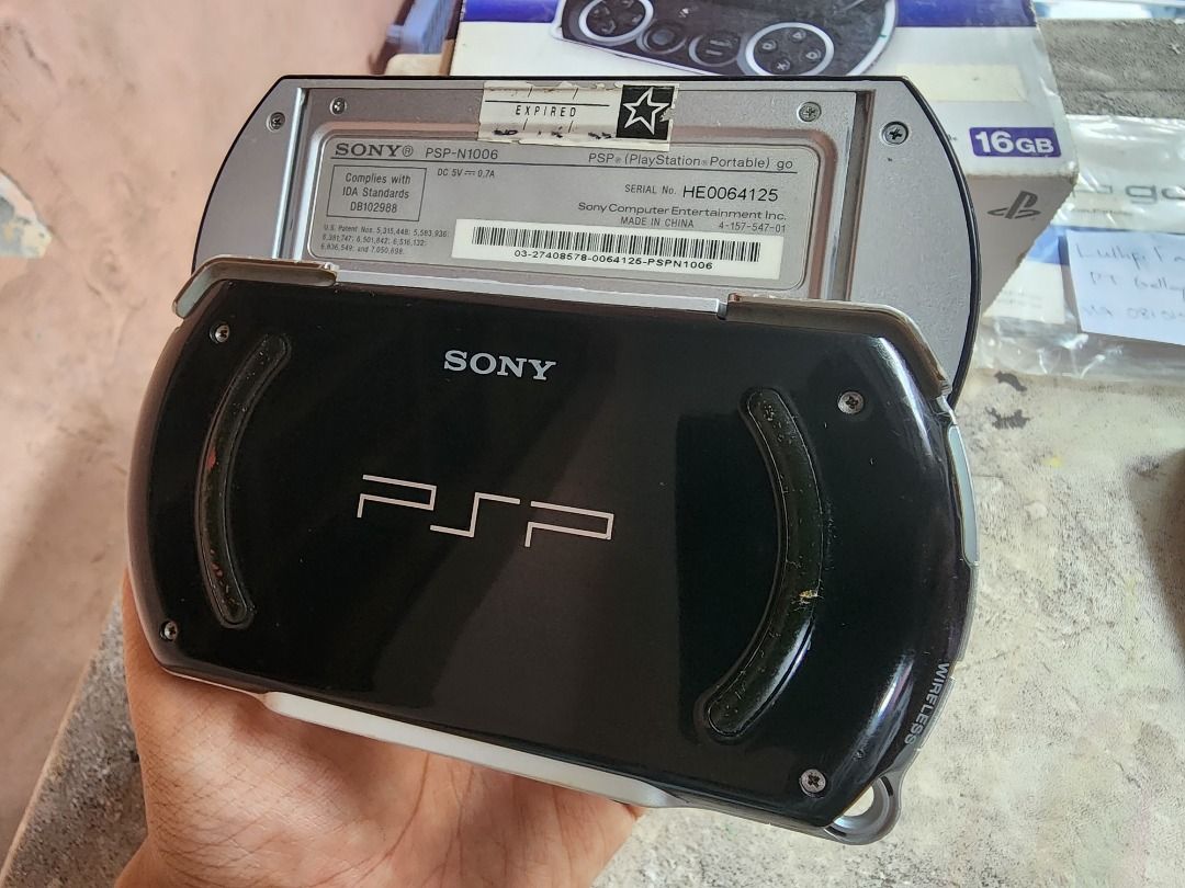 Playstation Portable PSP Go Black 16GB Fullset Full Game 07, Video Game ...