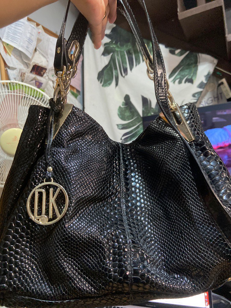 Preloved Dilaks 2way bag, Women's Fashion, Bags & Wallets, Shoulder ...