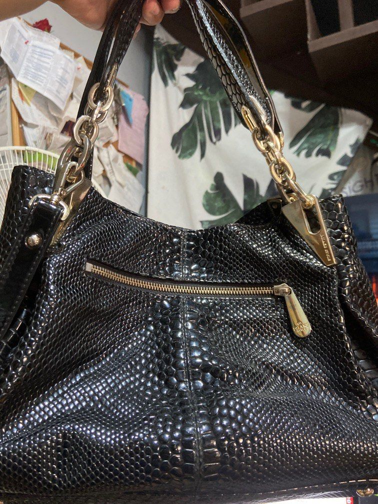 Preloved Dilaks 2way bag, Women's Fashion, Bags & Wallets, Shoulder ...