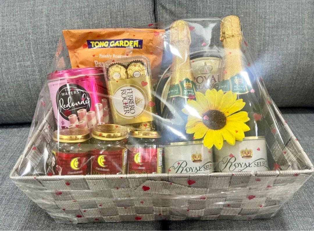 Premium Deepavali Gift Hamper/Party hamper/Valentine Day hamper /Get ...