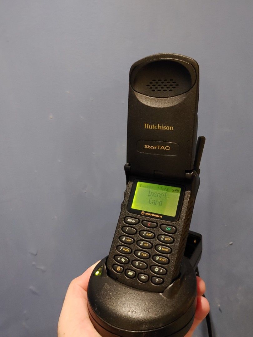 RARE Motorola StarTAC GSM Retro Mobile Phone w/ Charger, Mobile Phones ...