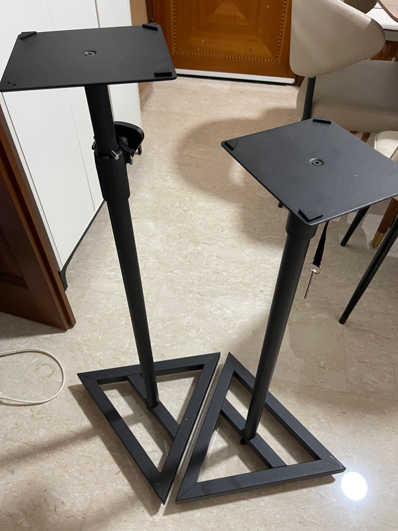 Samson audio stands, Audio, Other Audio Equipment on Carousell