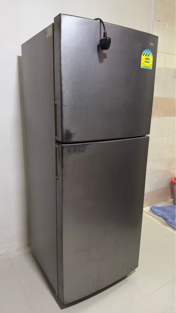 Samsung Fridge 197L, TV & Home Appliances, Kitchen Appliances ...