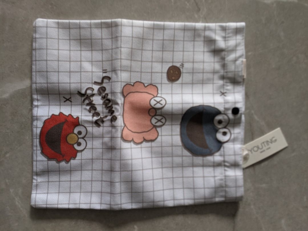 Sesame Street Recycle Bag, Everything Else on Carousell