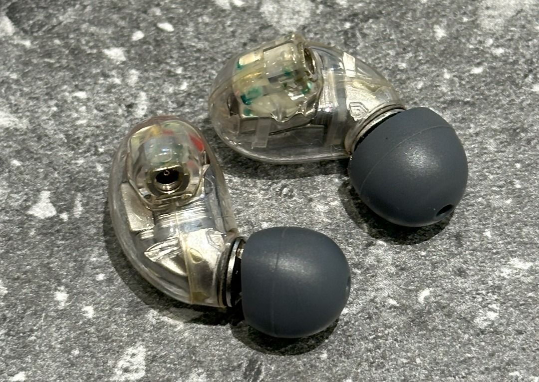 Shure SE846 In-Ear Monitors Earphones IEM (DEMO SALE #230), Audio ...