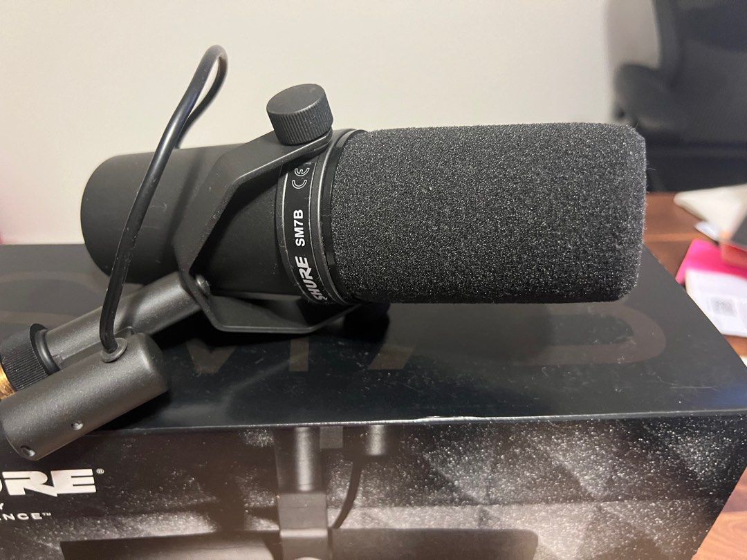 Shure sm7b Gator stand goxlr moving out sale, Audio, Microphones on ...