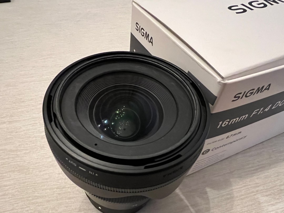 SIGMA 16 mm F1.4 DC DN Sony, Photography, Lens & Kits on Carousell