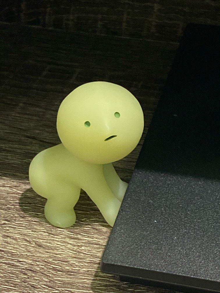 smiski living series lifting, Hobbies & Toys, Toys & Games on Carousell