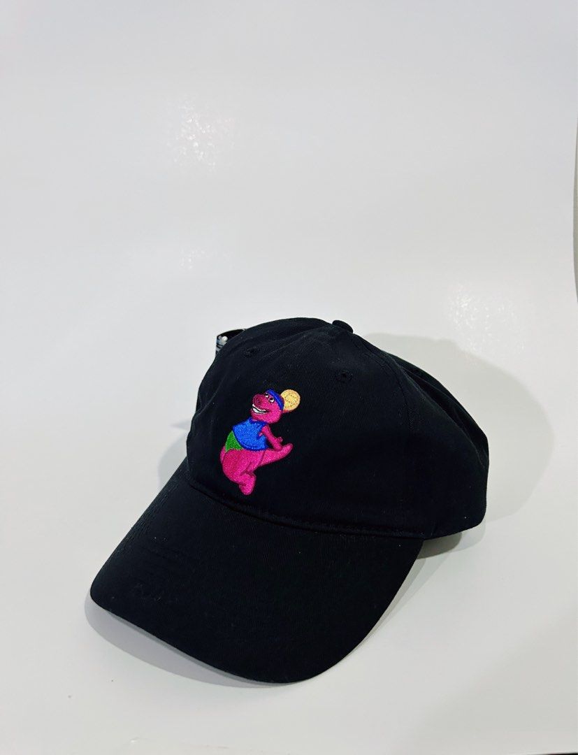 SPRAYGROUND BARNEY, Men's Fashion, Watches & Accessories, Caps & Hats ...