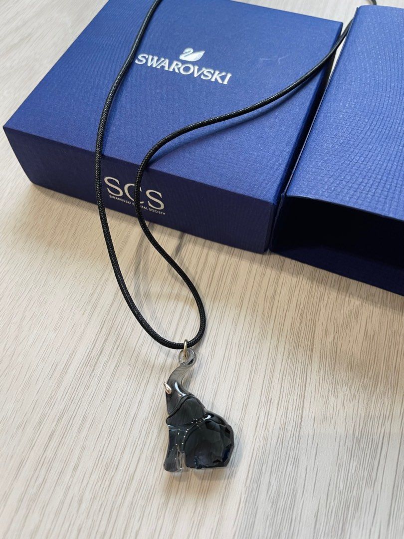 Swarovski SCS Renewal Gift 2022, Men's Fashion, Watches & Accessories ...