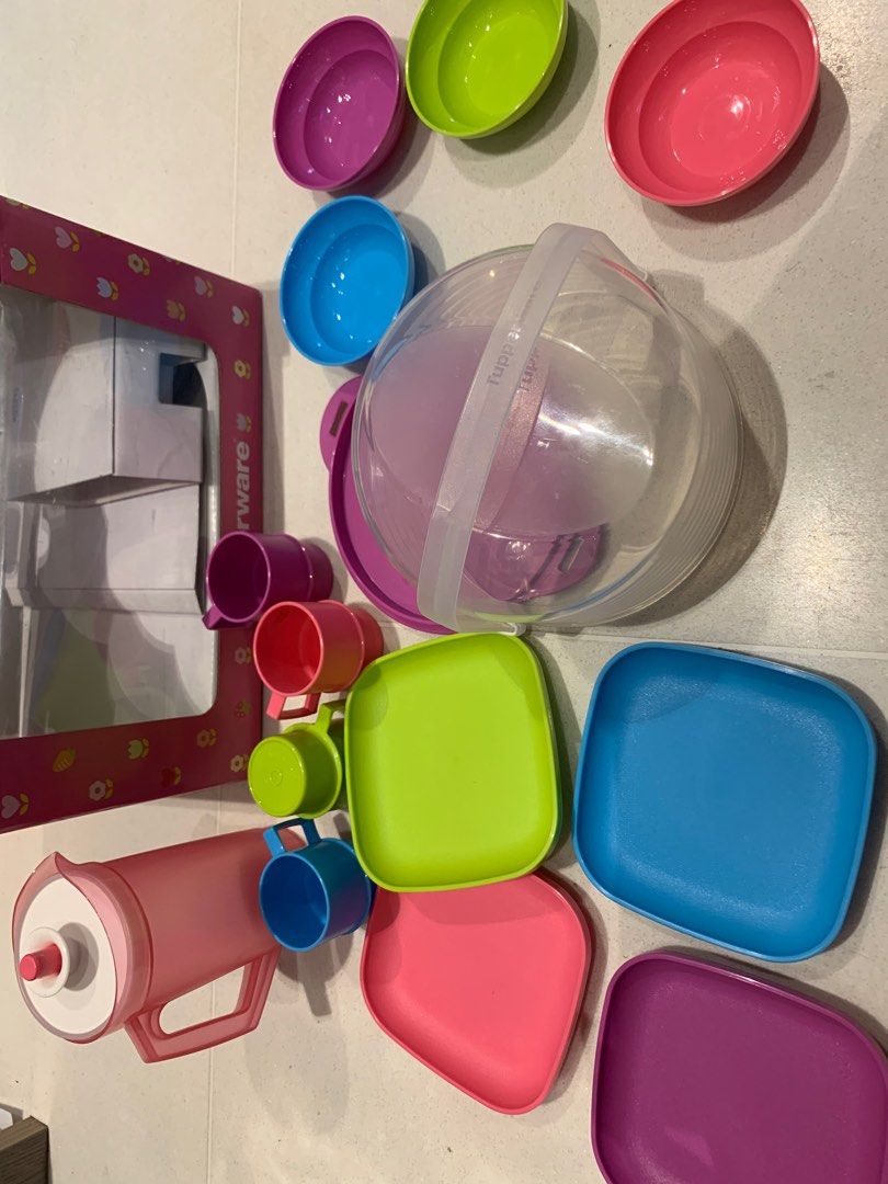 Tupperware kids play set, Babies & Kids, Infant Playtime on Carousell