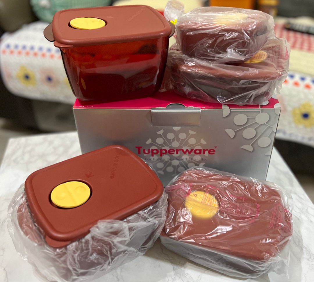 Tupperware Rock N Serve Gift Set, Furniture & Home Living, Kitchenware ...