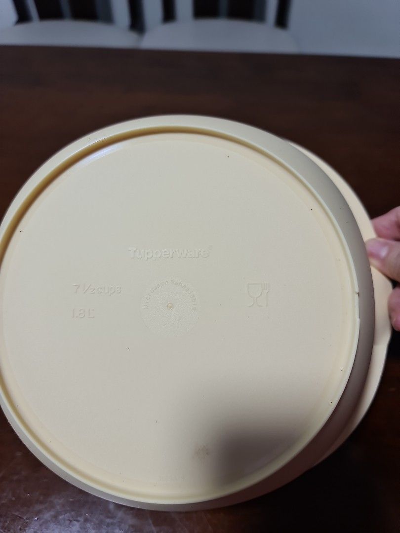 Tupperware Serving Container, Furniture & Home Living, Kitchenware ...