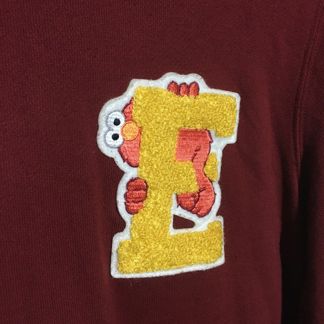 Uniqlo Sesame Street Elmo Hoodie, Men's Fashion, Coats, Jackets and ...
