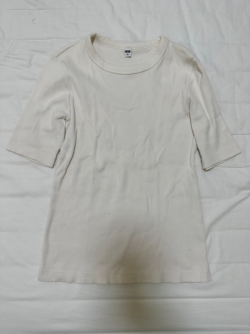 Uniqlo White Shirt, Women's Fashion, Tops, Shirts on Carousell