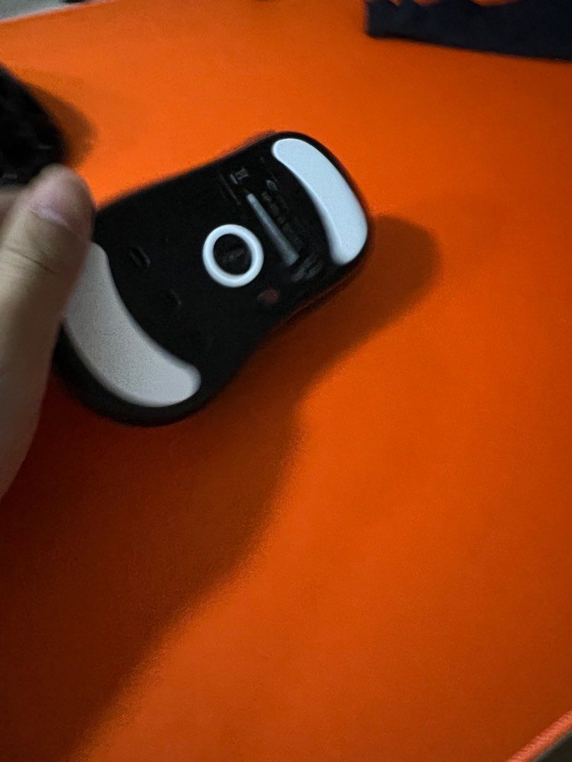 vaxee np01sw, Computers & Tech, Parts & Accessories, Mouse & Mousepads on Carousell