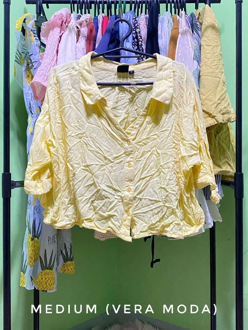 Vera Moda Crop Top, Women's Fashion, Tops, Blouses on Carousell